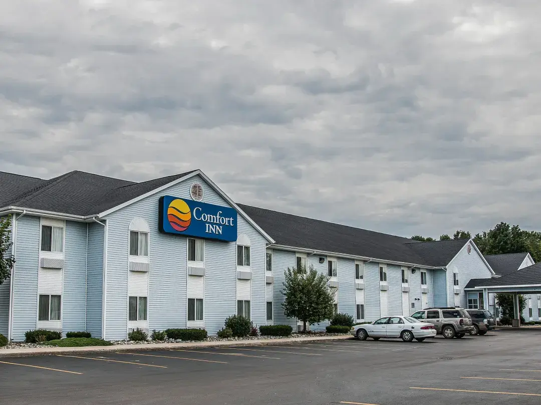 Dunes Express Inn And Suites - Pentwater, MI