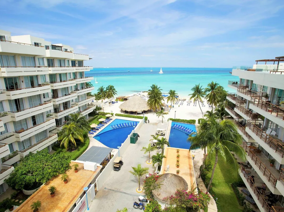Ixchel Beach Hotel - Isla Mujeres