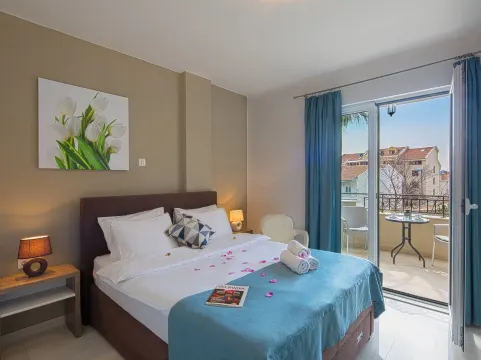 Le Marc Guesthouse - Budva