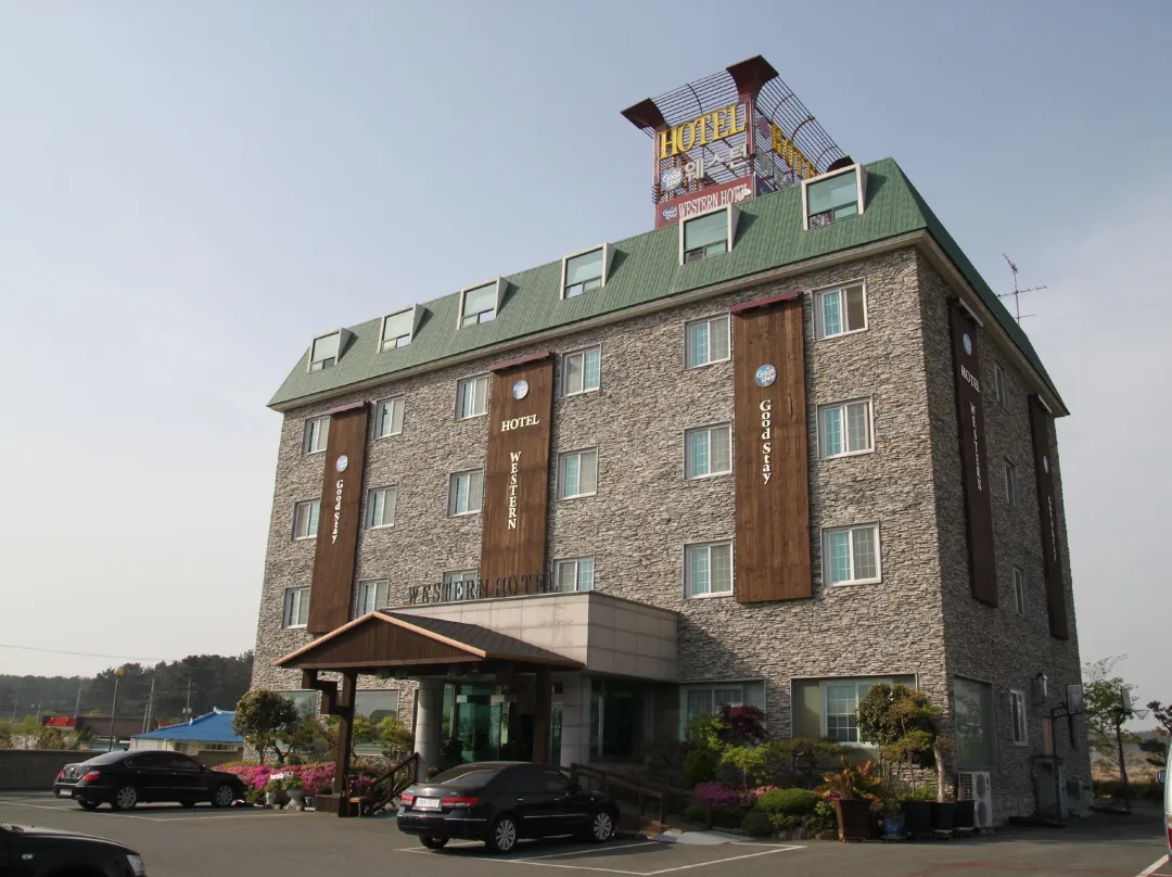 Gunsan Western Hotel - Incheon