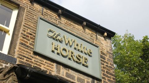 รีวิวThe White Horse - โปรโมชั่นโรงแรม 3 ดาวในHolmfirth | Trip.com