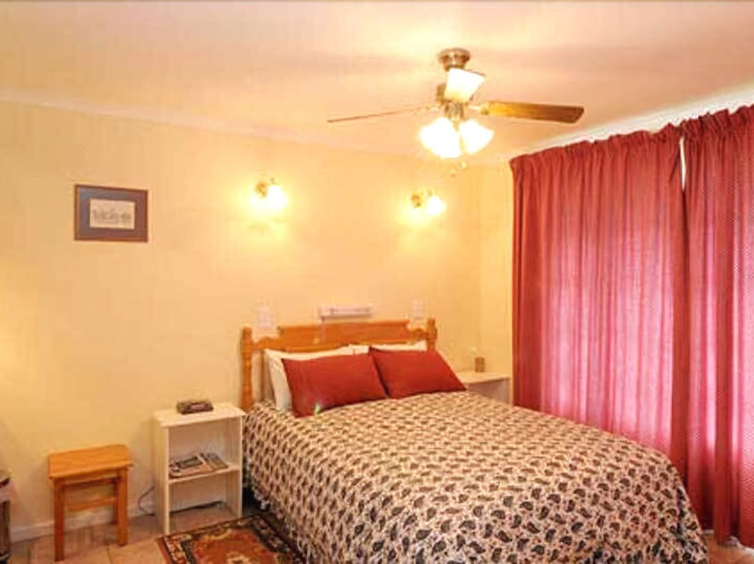 The Homestead Guest House And S-catering - Geluksburg