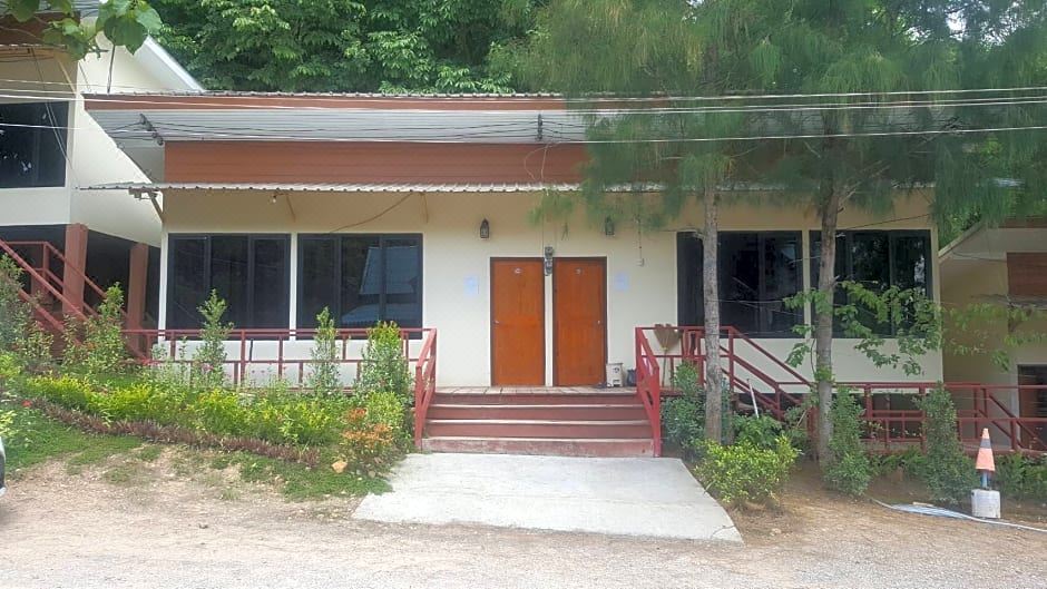 @Moei River, Mae Sot - 2026 Updated Prices, Deals & Reviews | Trip.com