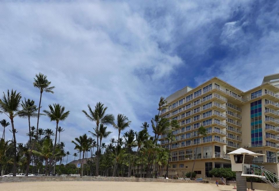 Kaimana Beach Hotel,Honolulu - Updated 2024 Reviews & Prices | Trip.com