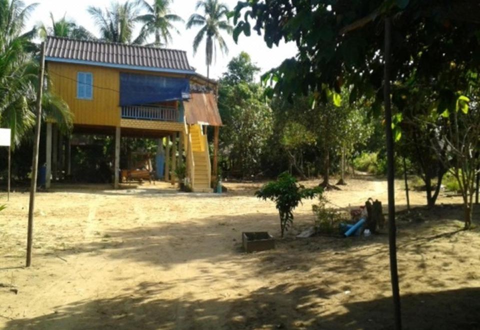 Rey Kan Deng Homestay, Trapeang Rung - 2025 Updated Prices, Deals ...
