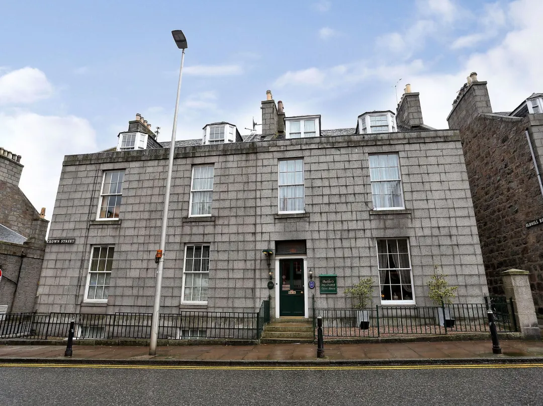 Butlers Guest House - Aberdeen