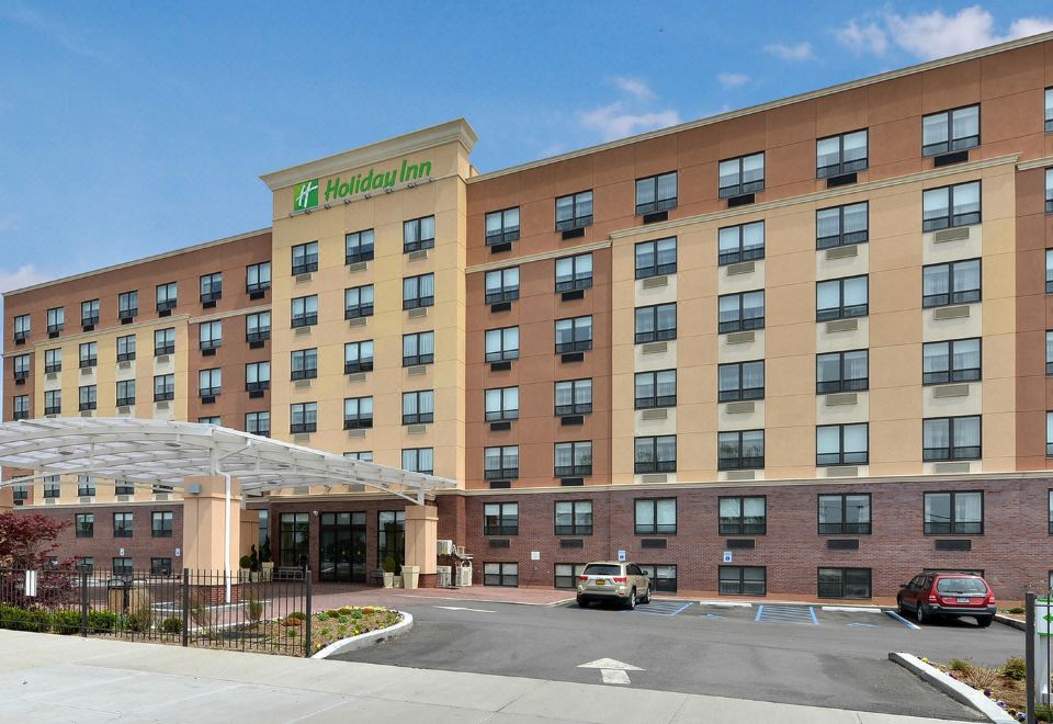 Holiday Inn New York JFK Airport Area, New York - 2025 Latest Prices ...