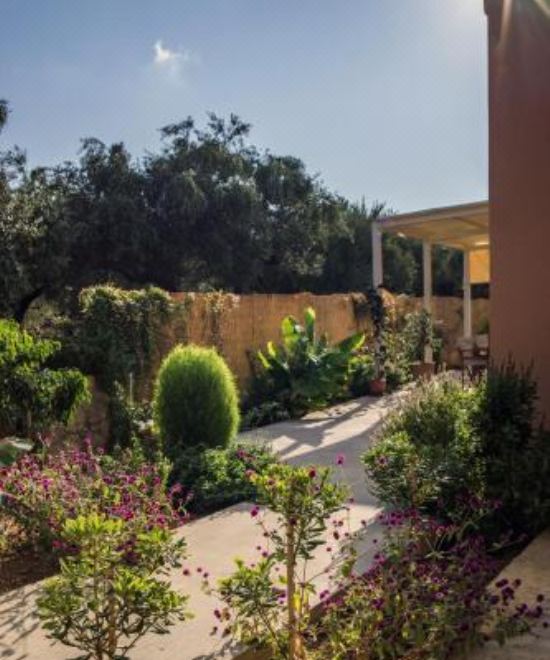 Matilda House, Mithimna - รีวิว ราคา จองที่พัก | Trip.com