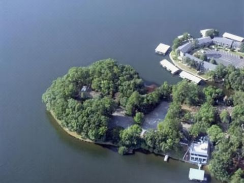 Hamilton House Estate, Lake Hamilton - 2025 Updated Prices, Deals ...