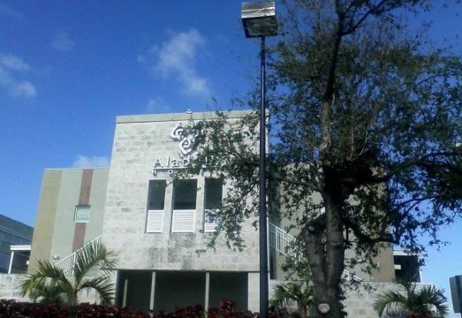 Aladdin Hotel - Couples Only, Miami Springs - 2026 Prices & Reviews ...