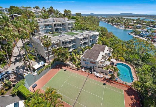 Noosa Crest Resort, Noosa Heads: Hot Deals & Reviews 2024 | Trip.com