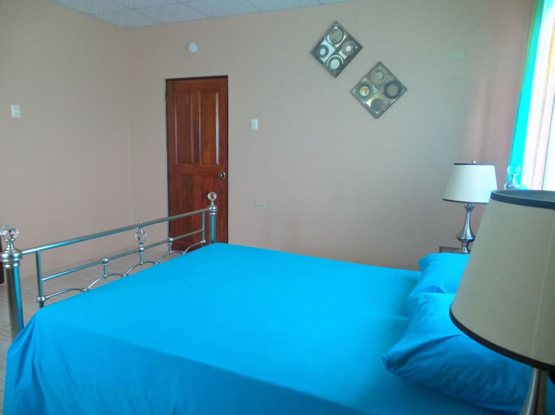 B's Guest House - Tobago