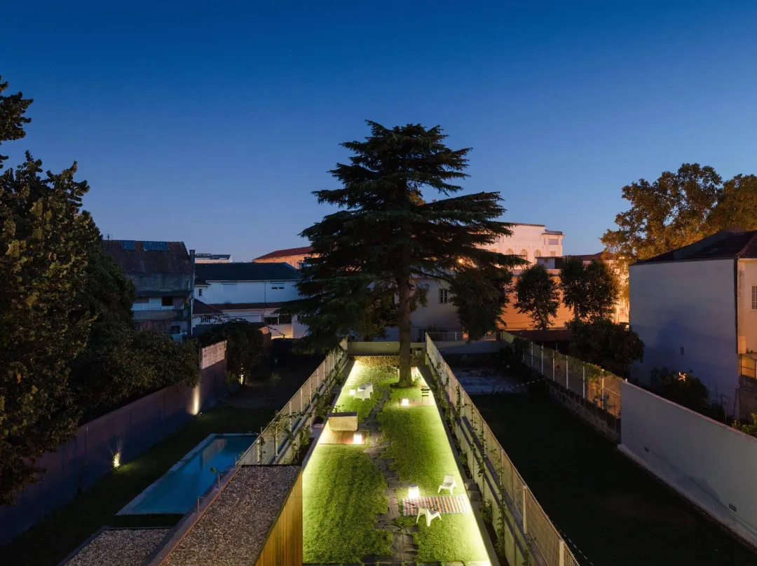 Baumhaus Serviced Living - Art & Design Apartments - Porto
