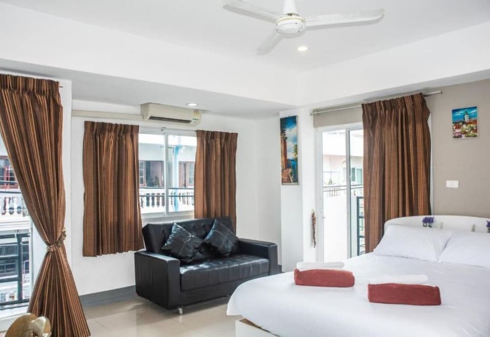 Lighthouse Resort Pattaya in Pattaya - 2026 Prices & Reviews | Trip.com