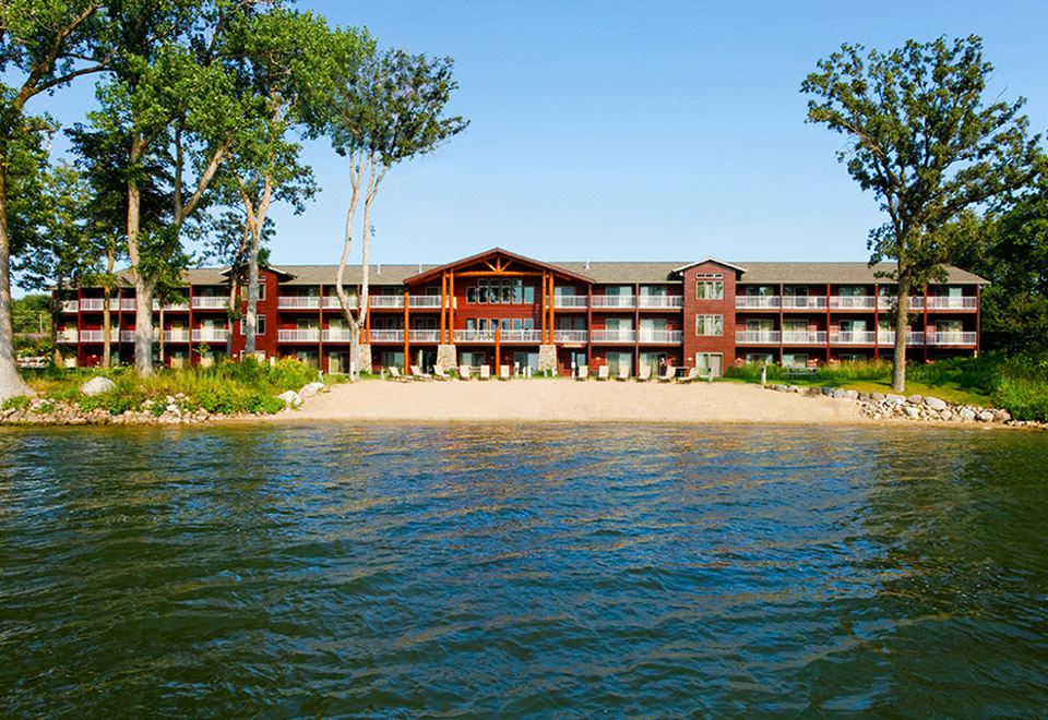 Best Western Premier the Lodge on Lake Detroit,Detroit Lakes - Updated ...