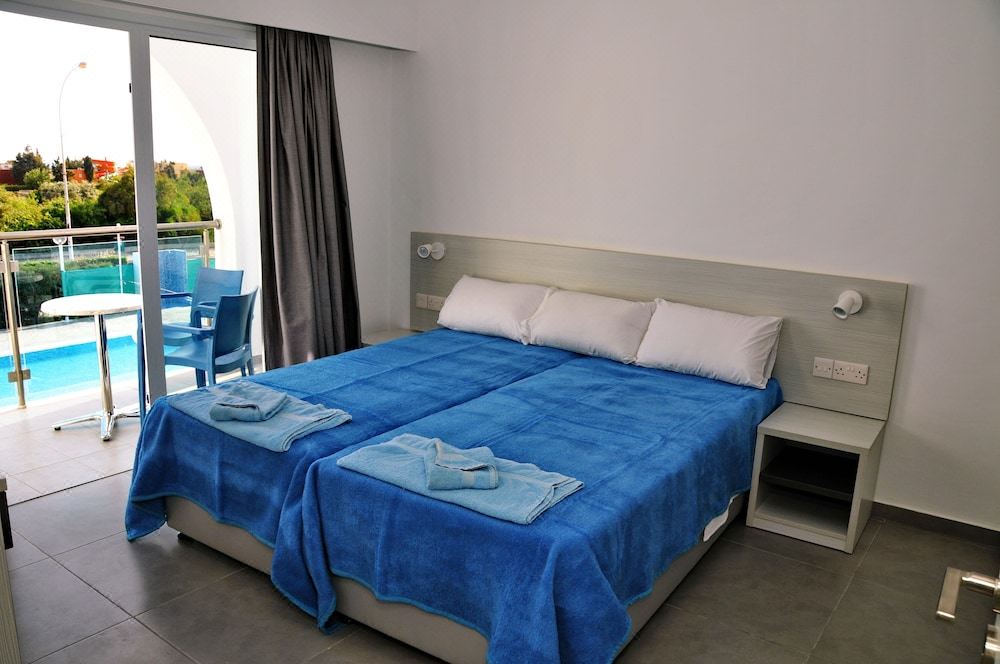 Kaos Hotel Apartments - Ayia Napa