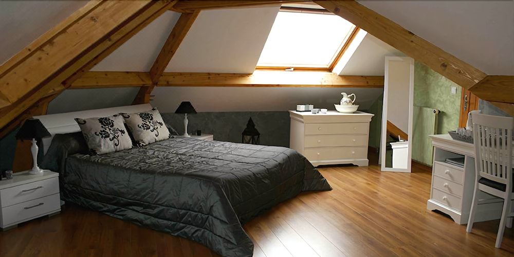 Les Hauts Du Val Chambres Et Tables D'hotes - Maule