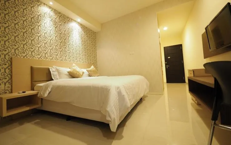 Nat Nat Homestay - Malang