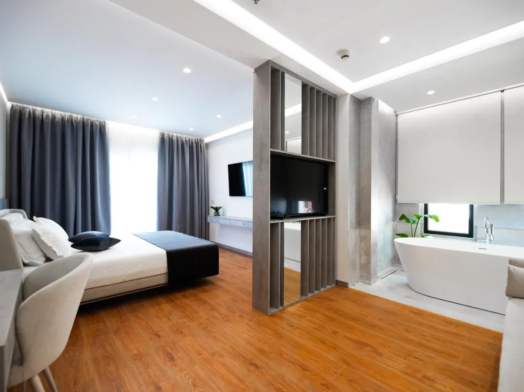 Naos Luxury Hotel - Orikum