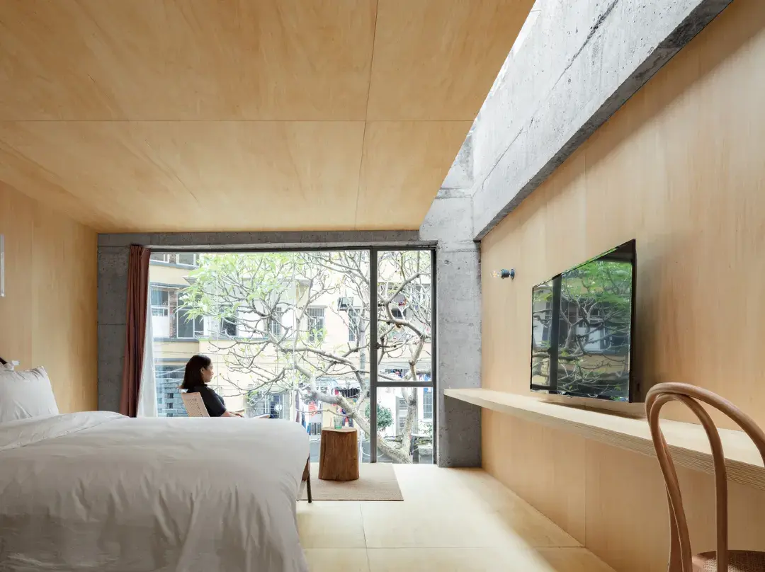 Far& Near - Foshan