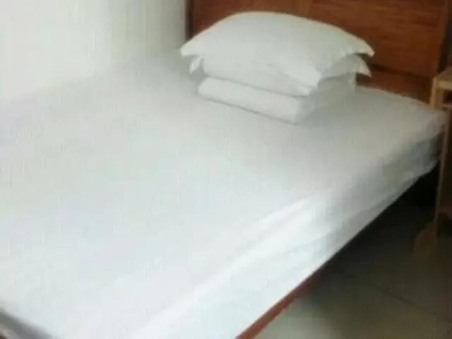 Luohu Youth Hostel - Hong Kong