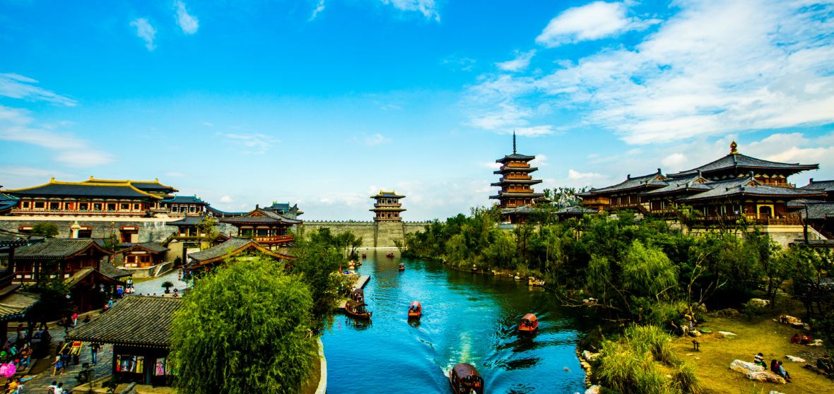 襄陽唐城影視基地／湖北襄陽四中／習家池商圏観光ガイド2026年：人気スポット、グルメ、ホテル、天気など、旅行情報が満載 | Trip.com ...