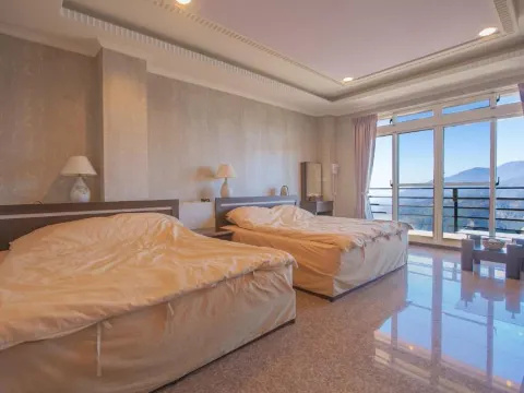 Praha Hostel - 푸리 진