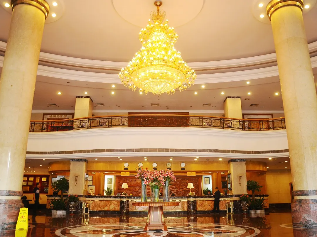 Baoming City Hotel Shenzhen - Shenzhen
