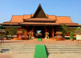 【最新】Sunset spot at Phnom Krom on the Lotus Silk Farm by Samatoa - チケット ...