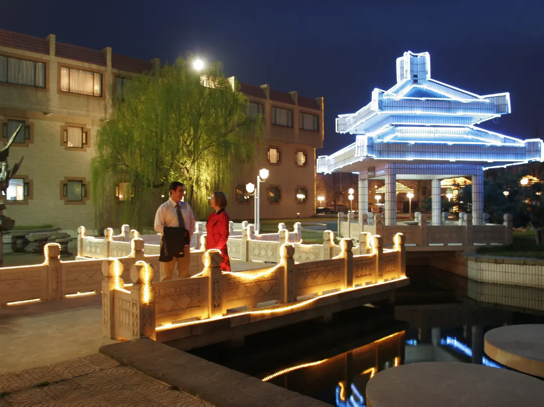 Taoranju Hotel - Linyi